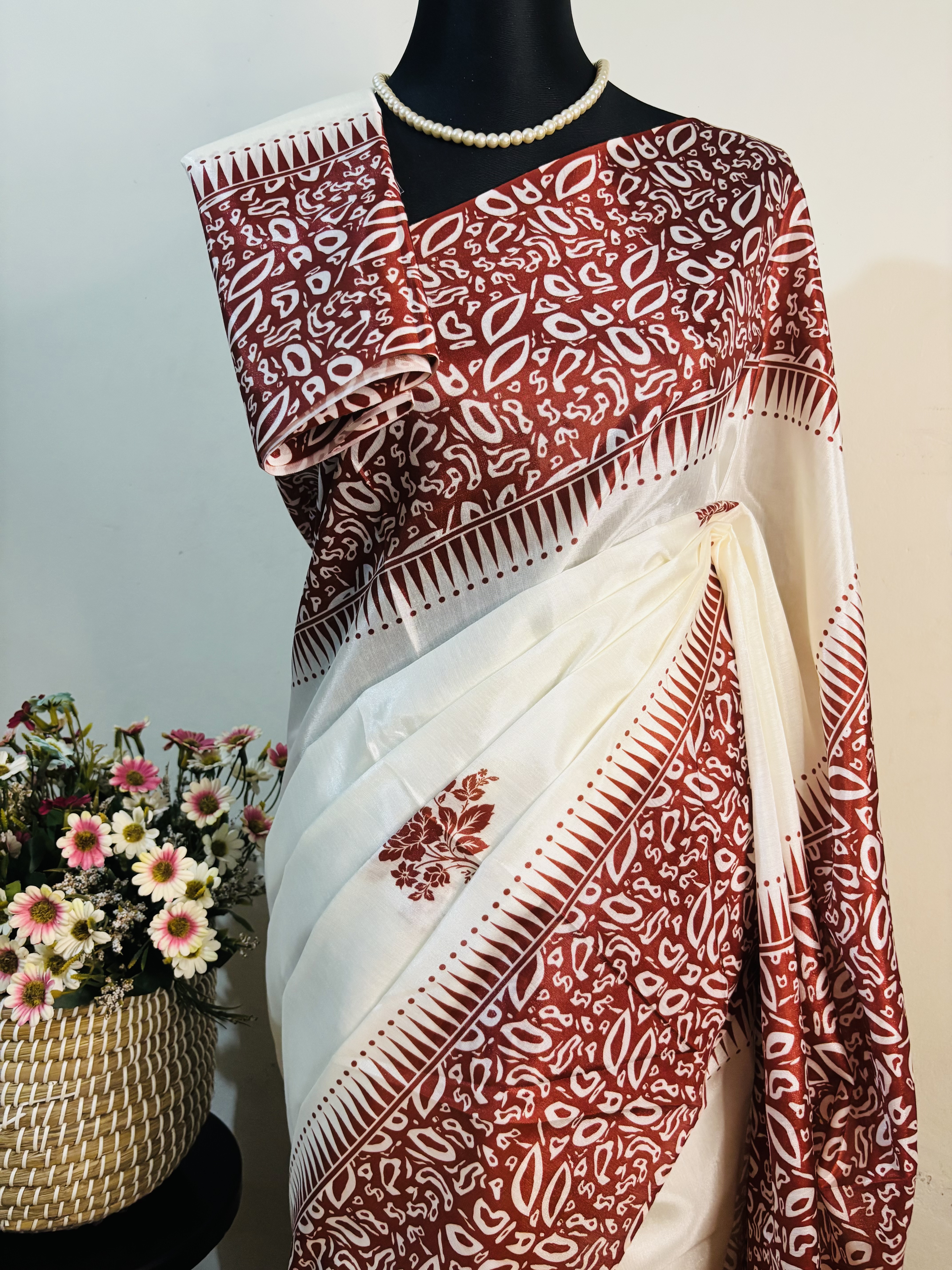 Japani Silk Saree Off White - RadiaFashion